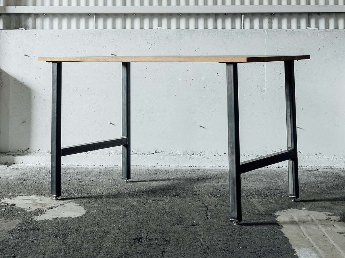SIKAKU H DINING TABLE