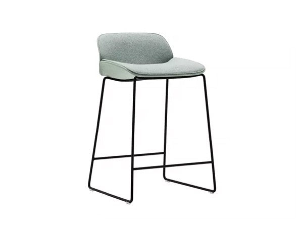 Andreu World（アンドリュー・ワールド）Nuez Counter Stool Upholstered Shell Pad – ミルム ...